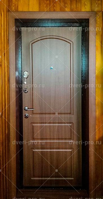 Входные железные двери в квартиру с установкой от производителя в Москве
